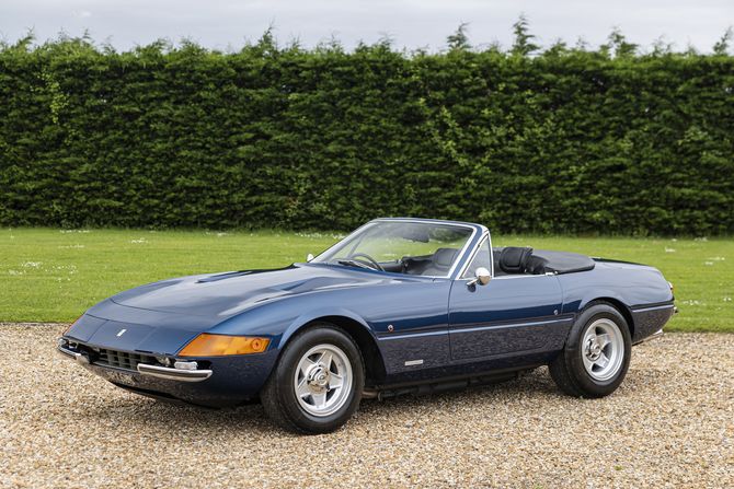 Classic Ferrari - Talacrest